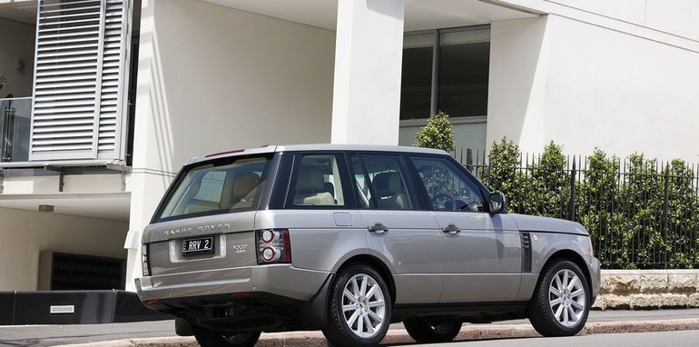 Range Rover Vogue Review