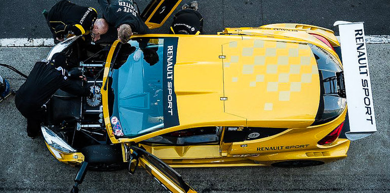 Renault rewards top apprentices and technicians with Megane Trophy V6 ...