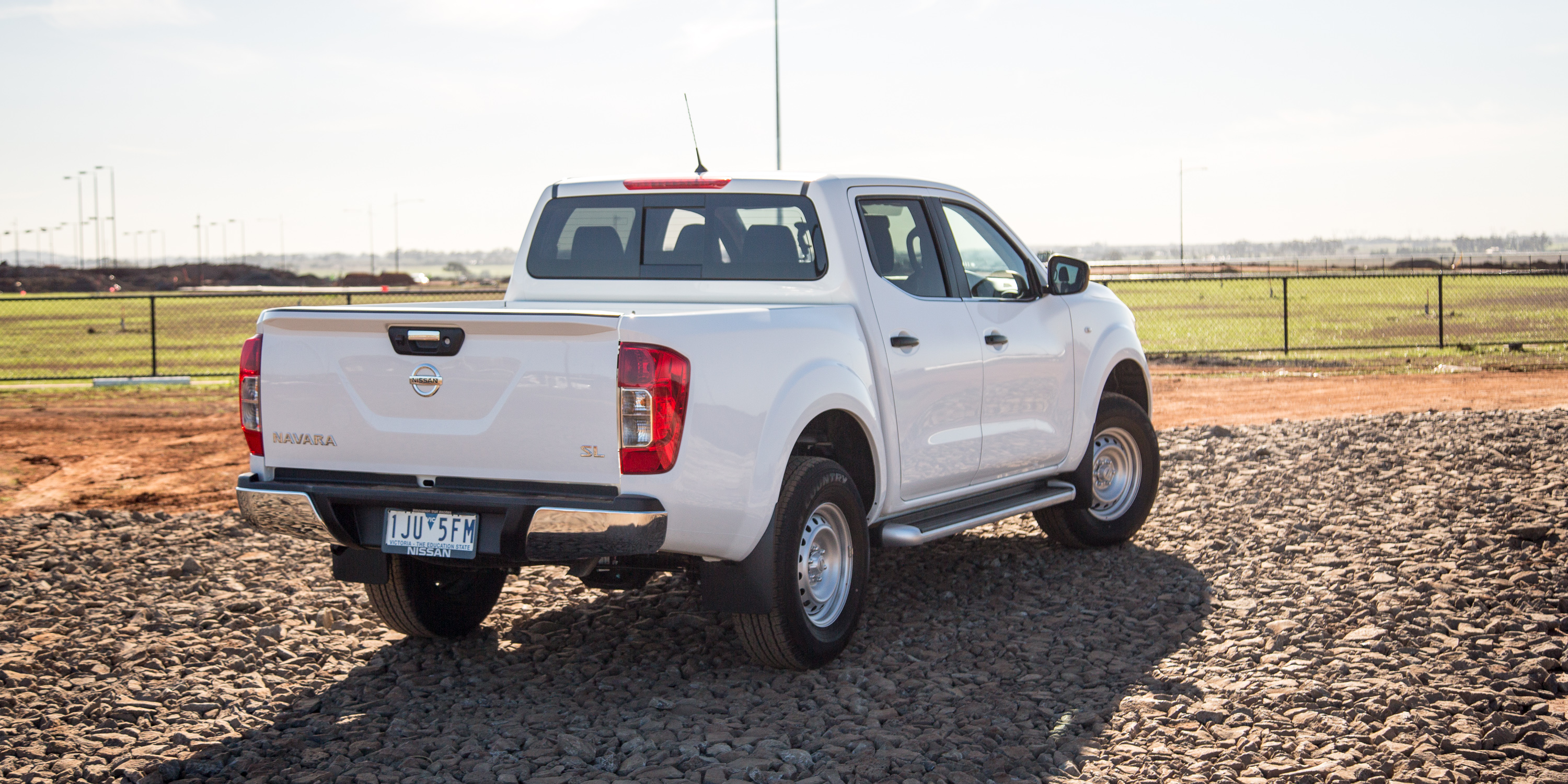 2017 Nissan Navara SL review | CarAdvice