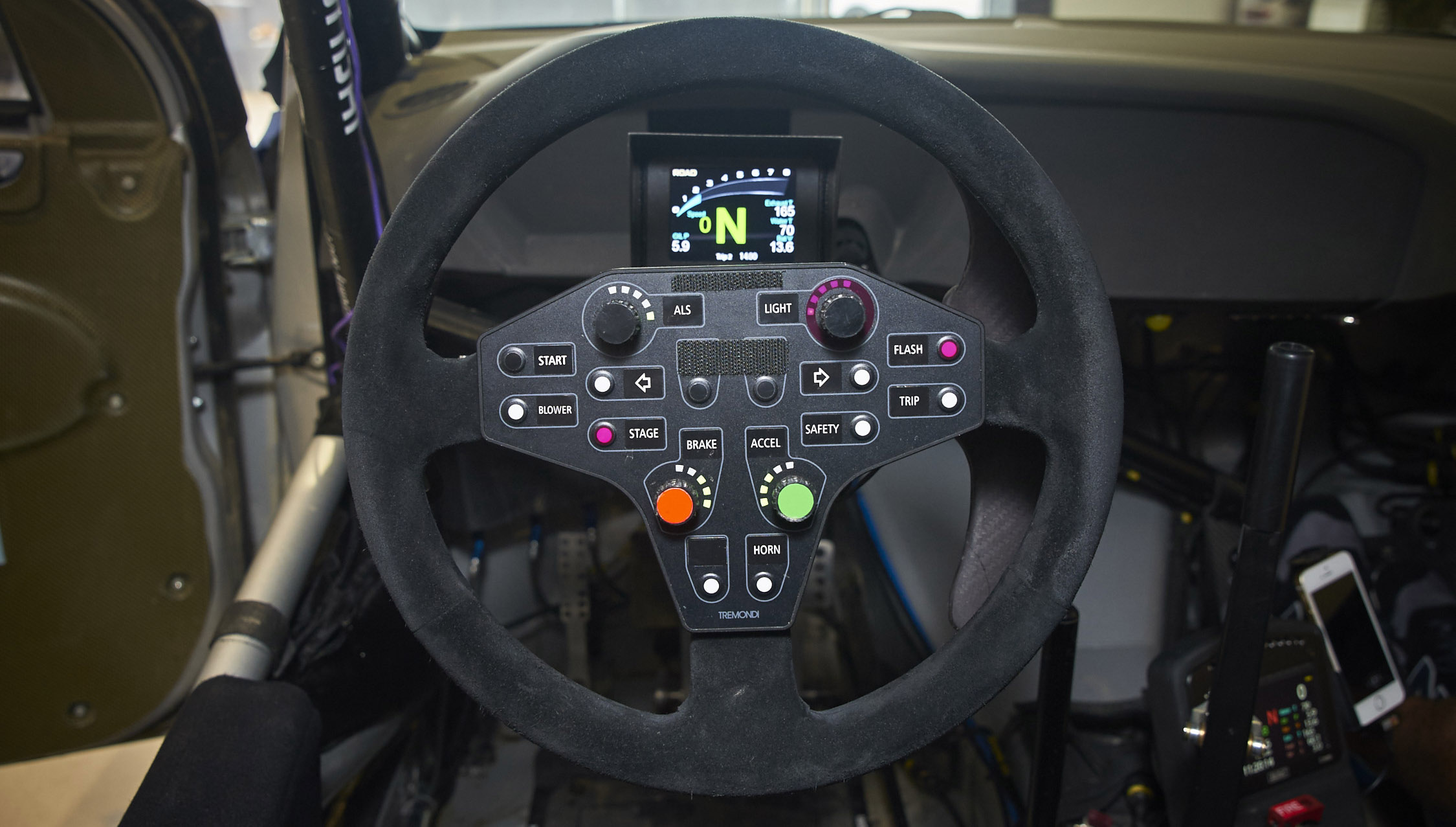 Driving a WRC race car through Sydney - Photos